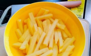 空气炸锅炸薯条怎么做_空气炸锅炸薯条最简单做法