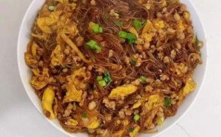 炒粉丝怎么不粘锅_家常炒粉丝的做法