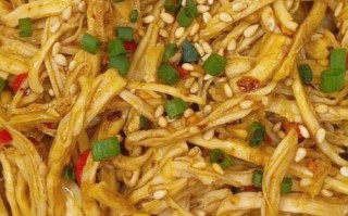 手撕鸡胸肉怎么做_鸡胸肉怎么煮才嫩