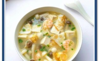 蘑菇和什么一起烧汤好吃_家常做法推荐