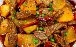萝卜炖牛肉怎么做_萝卜炖牛肉需要焯水吗