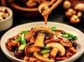 香菇炒肉怎么炒才嫩_家常香菇炒肉做法