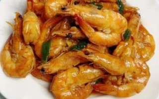 油焖大虾最简单的做法_油焖大虾需要焯水吗