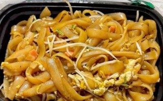 鸡蛋炒河粉怎么做_鸡蛋炒河粉需要哪些配料