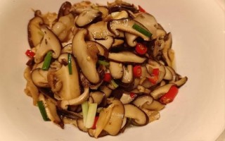 香菇搭配什么菜炒好吃_香菇炒什么菜最香