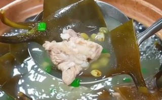 海带炖排骨怎么做好吃_海带炖排骨需要焯水吗