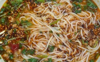 米线汤底怎么熬_正宗米线配方揭秘