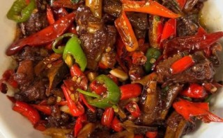 香辣鸭翅膀怎么做_香辣鸭翅膀的做法大全