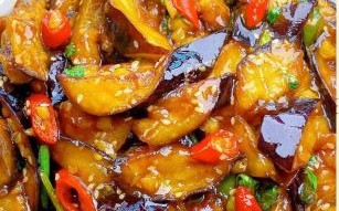 红烧茄子家常做法_茄子怎么做好吃