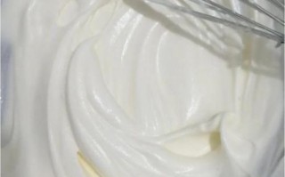 鸡蛋清怎么打发成奶油_鸡蛋清打发成奶油的方法