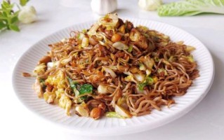 麻辣炒面怎么做_正宗麻辣炒面配方