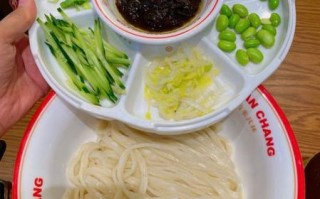 北京炸酱面最正宗做法_老北京炸酱面怎么做才地道