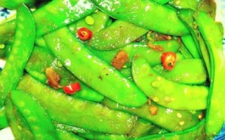 清炒荷兰豆怎么炒才脆_清炒荷兰豆用焯水吗