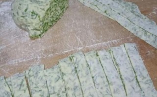 韭菜面条怎么做_韭菜面条的家常做法