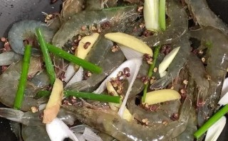 白水煮皮皮虾的正确做法_皮皮虾煮多久才熟