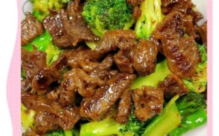 西兰花炒牛肉怎么做_牛肉炒多久才嫩