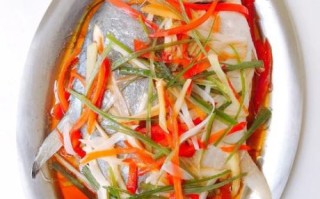 清蒸金鲳鱼怎么做_清蒸金鲳鱼蒸几分钟才嫩