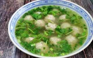 汆丸子怎么做好吃_汆丸子做法步骤详解