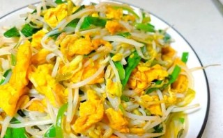 韭菜炒绿豆芽怎么炒才脆_韭菜炒绿豆芽要不要焯水