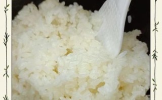 糯米饭怎么蒸才不硬_蒸糯米饭不硬的技巧