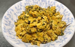 香椿头炒蛋怎么炒好吃_香椿头炒蛋焯水还是不焯水