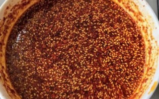 辣椒油最简单的做法_怎么做又香又辣