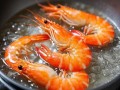 水煮大虾怎么煮才鲜嫩_水煮虾冷水下锅还是热水