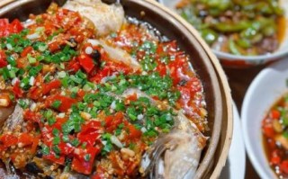 湘菜代表菜有哪些_剁椒鱼头怎么做