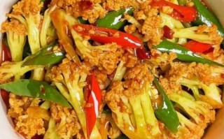 菜花怎么炒好吃_家常菜花做法大全