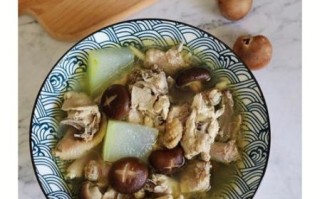 冬瓜鸡汤怎么煲_冬瓜鸡汤要不要焯水