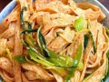 炒牛筋面怎么做好吃_家常牛筋面做法步骤