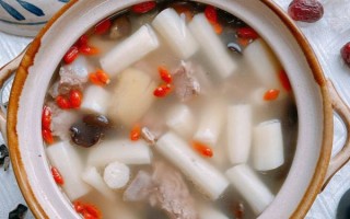 排骨炖山药的家常做法_山药炖排骨怎么做好吃