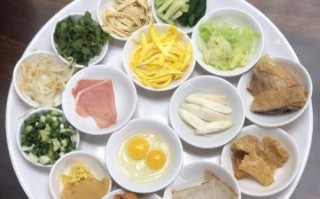 过桥米线怎么做才正宗_过桥米线配料窍门