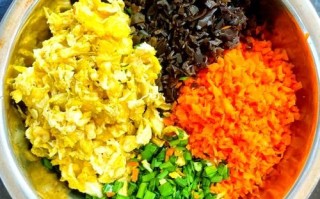 韭菜鸡蛋馅怎么调才好吃_韭菜鸡蛋馅需要焯水吗