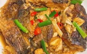 红烧草鱼怎么做_红烧草鱼的家常做法