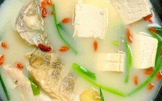 豆腐炖鱼怎么做好吃_豆腐炖鱼的家常做法