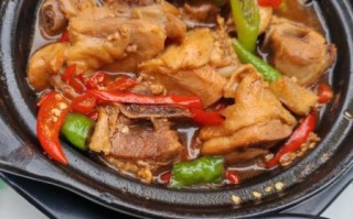 黄焖鸡米饭怎么做_黄焖鸡米饭加盟多少钱