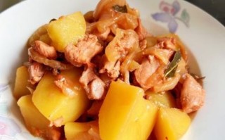 黄焖土豆鸡怎么做_黄焖土豆鸡用鸡腿还是整鸡