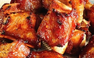 油炸蒜香排骨怎么做_蒜香排骨炸多久才酥脆