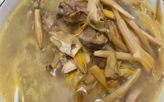 黄花菜和什么煲汤最好_黄花菜煲汤最佳搭配