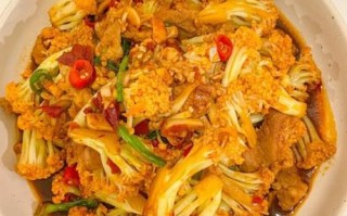 花菜炒肉丝怎么做_花菜炒肉丝用焯水吗