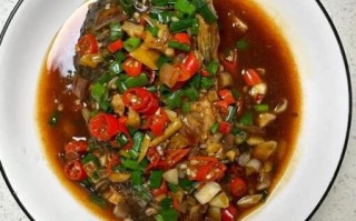 红烧鲫鱼怎么做_红烧鲫鱼家常做法