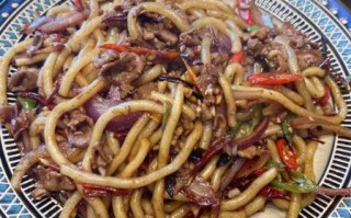 羊肉炒粉条怎么做_羊肉炒粉条的家常做法
