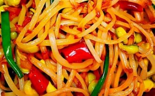 素炒黄豆芽怎么炒好吃_黄豆芽焯水还是不焯水