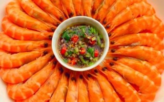 正宗白灼虾怎么做好吃_白灼虾煮几分钟才鲜嫩