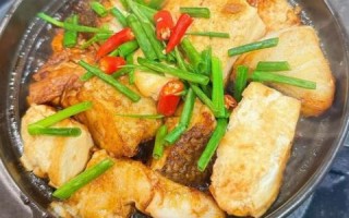 豆腐炖鳕鱼怎么做_鳕鱼炖豆腐的家常做法