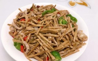 湿笋干炒肉怎么做好吃_湿笋干炒肉的家常做法