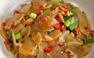 白萝卜炒肉怎么炒好吃_白萝卜炒肉的家常做法