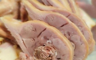 盐水鸭怎么吃好吃_盐水鸭怎么加热不柴