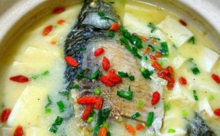 豆腐鱼汤怎么做才白_豆腐鱼汤放什么调料